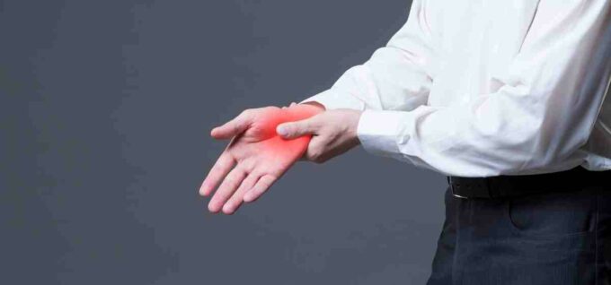 7 Penyebab Carpal Tunnel Syndrome, Apa Gejalanya? | Blog Rey