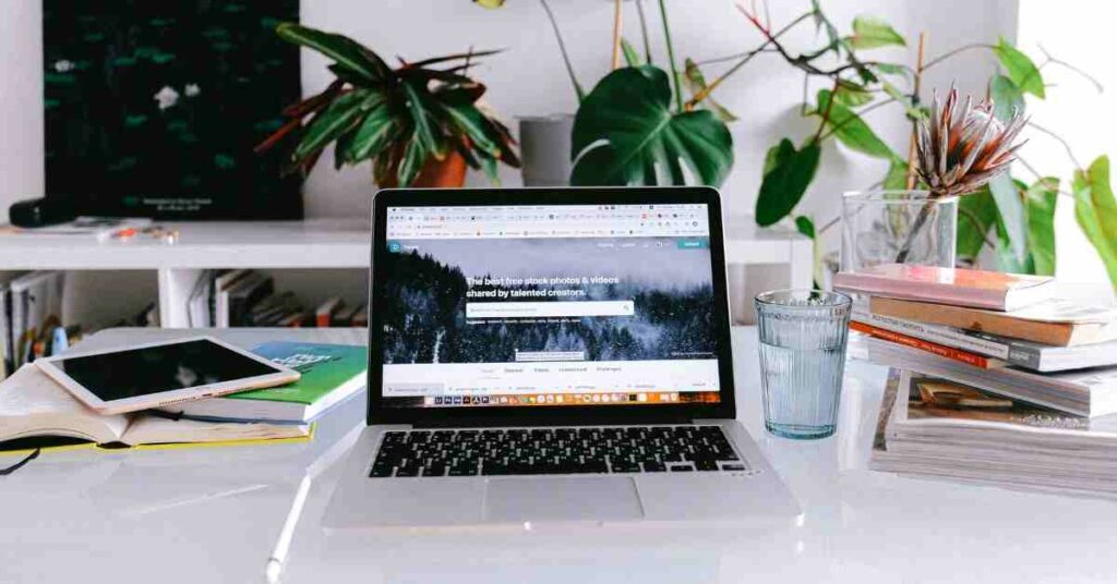 Ini Dia 8 Pekerjaan Freelance yang Cocok untuk Mahasiswa! | Blog Rey Ini Dia 8 Pekerjaan Freelance yang Cocok untuk Mahasiswa! | Blog Rey