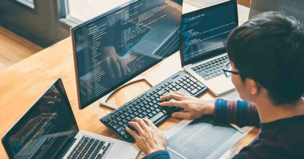 6 Tips Sehat Bekerja di Depan Komputer Seharian, Simak Yuk! | Blog Rey