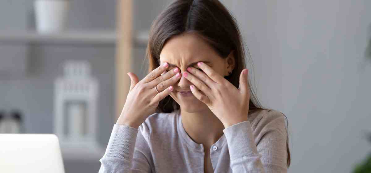 10 Penyebab Mata Merah Sebelah dan Cara Mengatasinya | Blog Rey