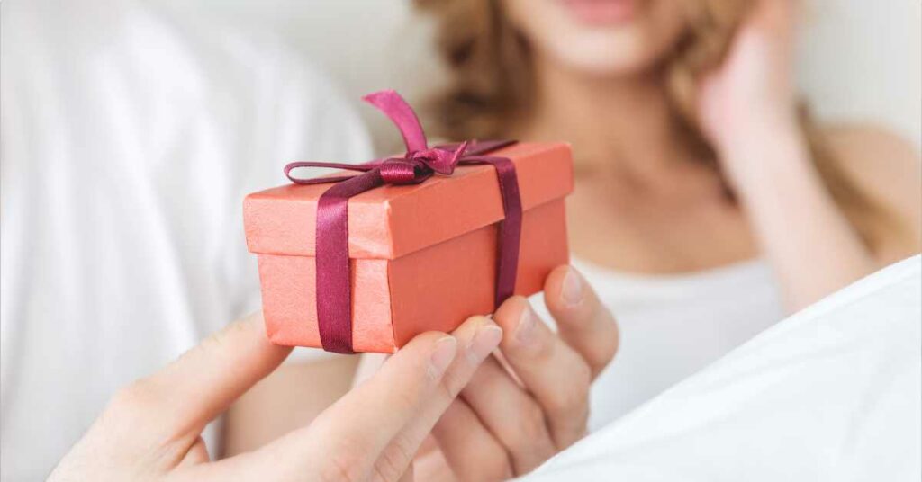 Cocok untuk Surprise, 13 Kado untuk Cowok yang Murah tapi Berkesan ...