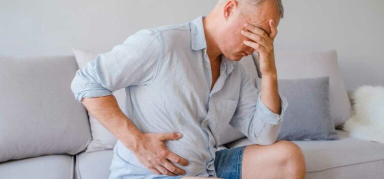 11 Penyebab Sakit Perut Sebelah Kiri dan Cara Mengatasinya | Blog Rey