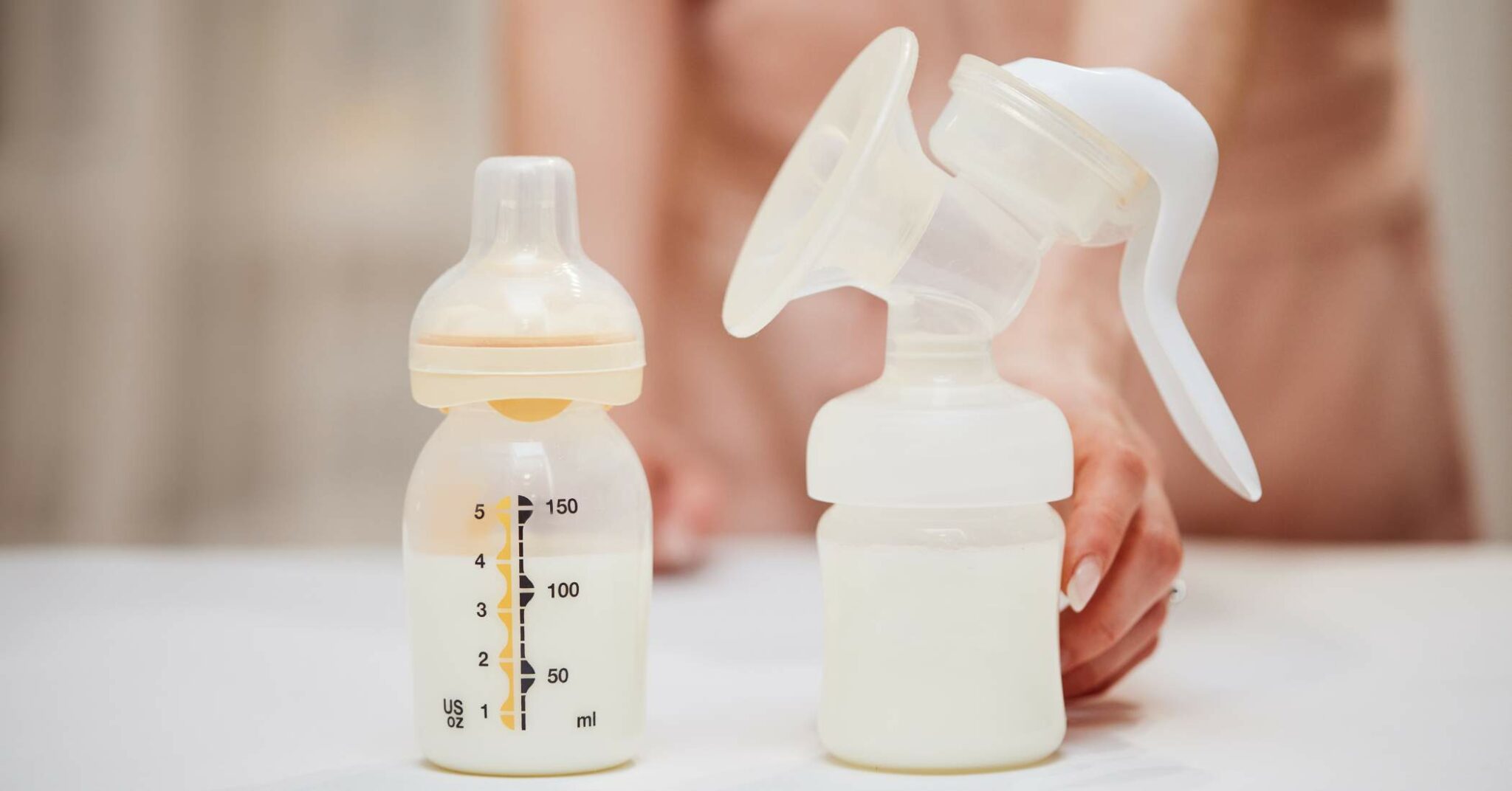 Penyebab Bayi Muntah Setelah Minum ASI, Lengkap dengan Cara ...