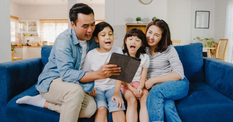 5 Jenis Pola Asuh Anak dan Dampaknya Bagi Si Kecil | Blog Rey